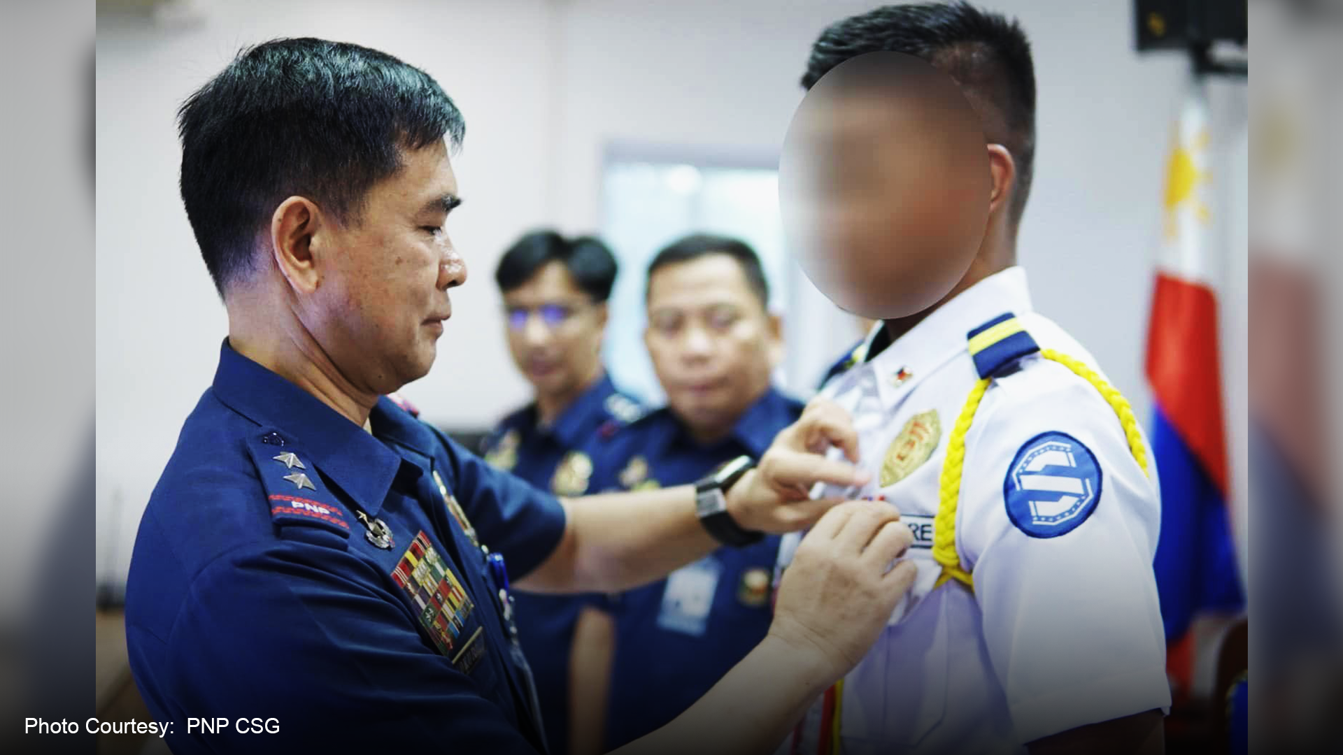 PNP fetes brave Makati guard for fighting off 5 robbers - Sunday Punch