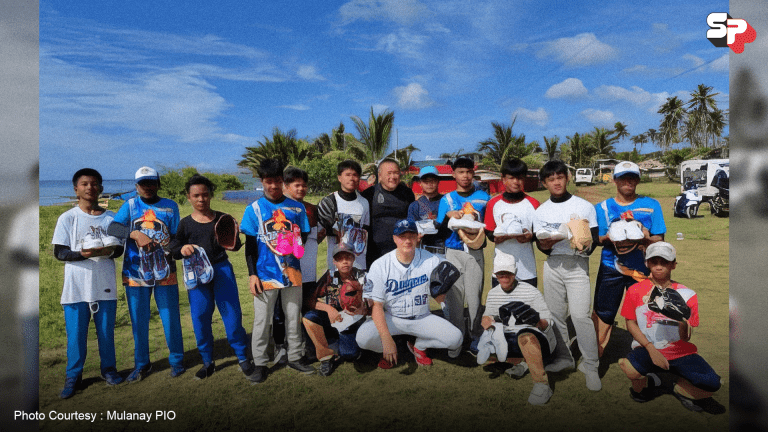 Japanese baseball legend swings for Quezon town kids - Sunday Punch